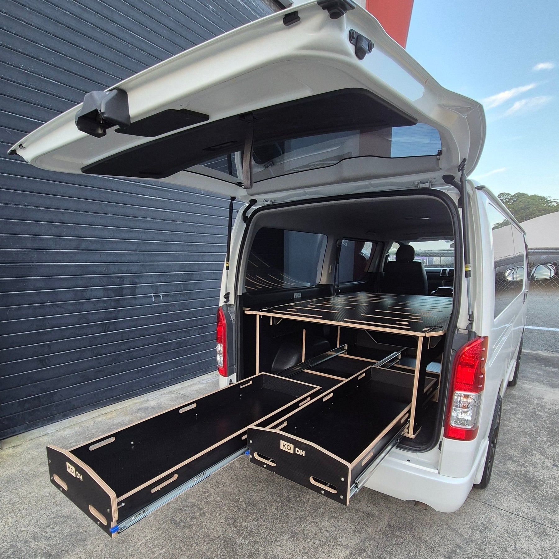 Tradie Van Cargo Tray – KODH Fitouts